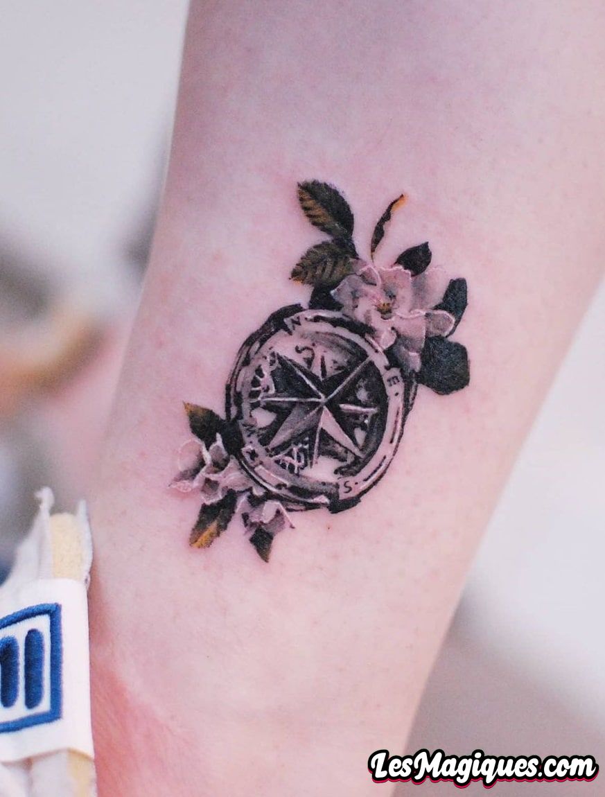 Tatouages De Boussole Signification + [ Exemple De Tatouage ]